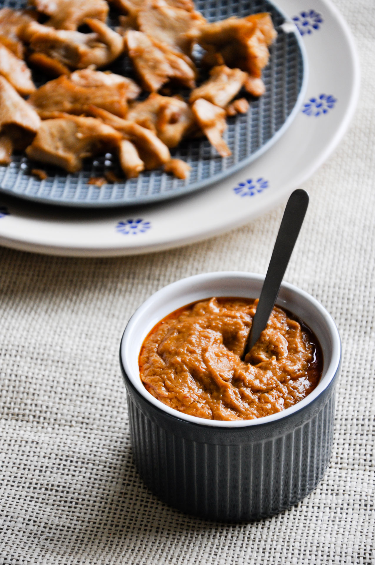 Zelf Veganistische Pindasaus Maken? - Veganrevolutie.nl