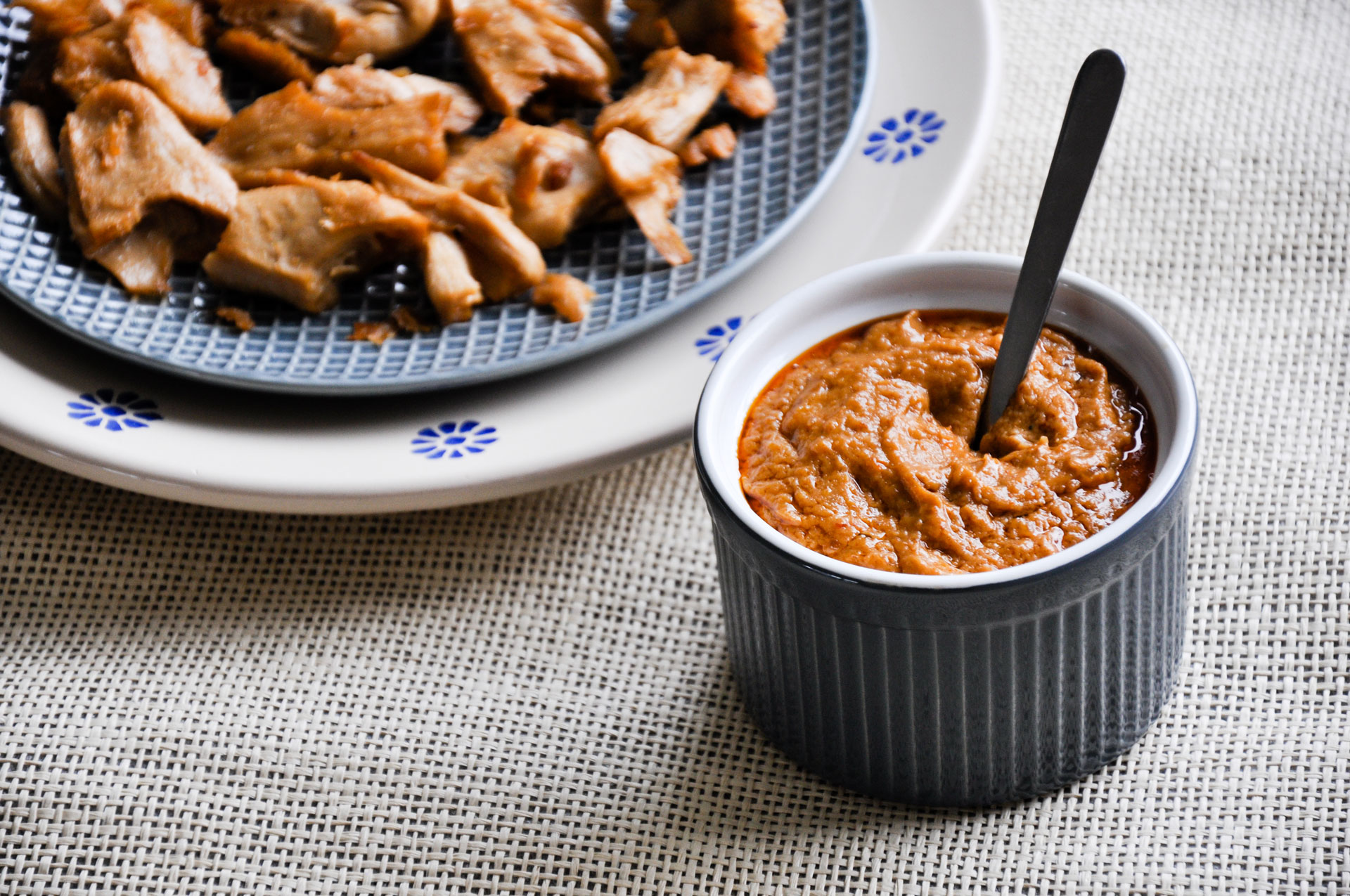 Zelf Veganistische Pindasaus Maken? - Veganrevolutie.nl